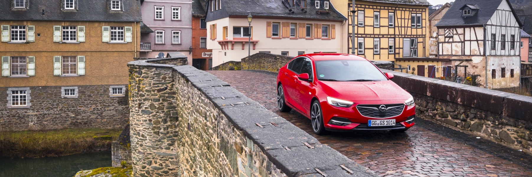 Ficha técnica - OPEL Insignia