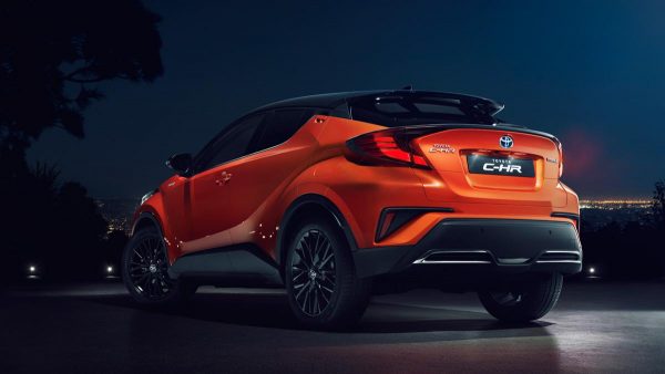 Toyota CH-R: Más potencia en su primer restyling – carfy.es